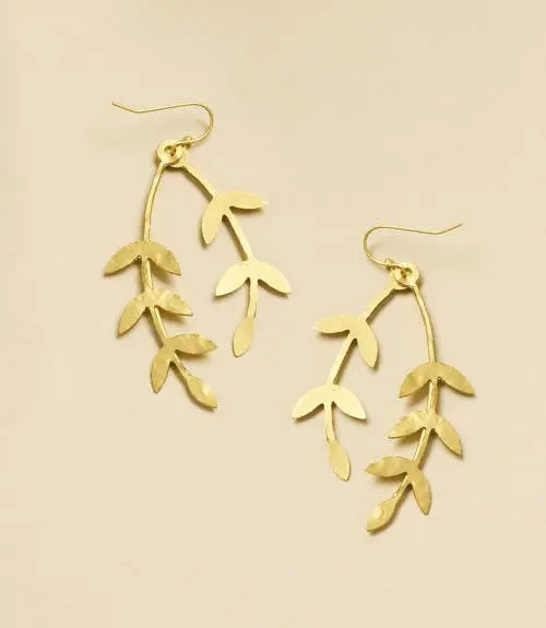 MATR BOOMIE Aamani Linear Vine Dangle Earrings