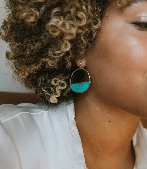 MATR BOOMIE Sandhya Reconstituted Stone Hoop Drop Earrings