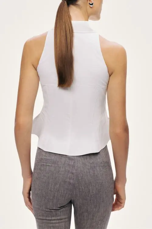 NOCTURNE Sleeveless Sculpted Shirt - White
