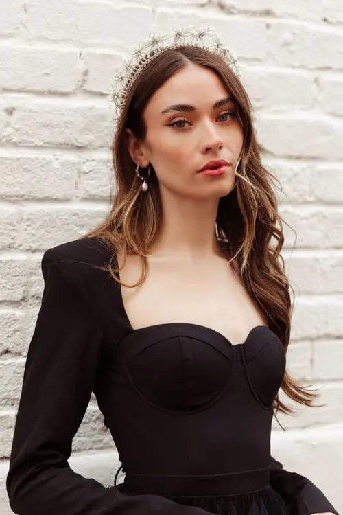 UNTAMED PETALS Braxton Hoop Earrings