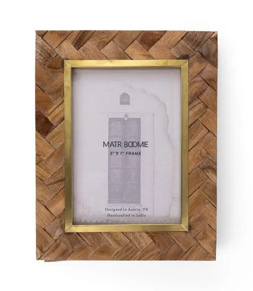MATR BOOMIE Basu Picture Framecarved Wood - Natural Wood - 5x7