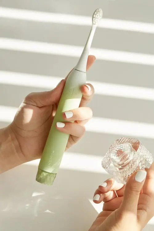 LUCENT Prism Sonic Electric Toothbrush - Mint Green