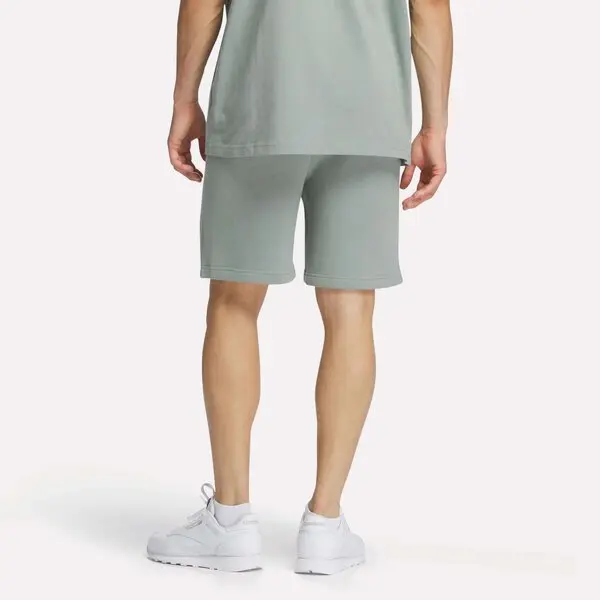 REEBOK Crest Logo Cotton Fleece Relaxed Fit Shorts - Light Fog