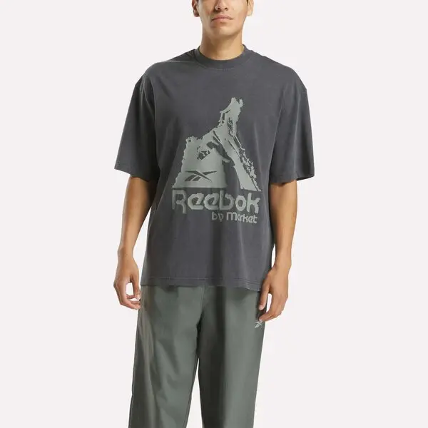REEBOK X Market Graphic T-shirt