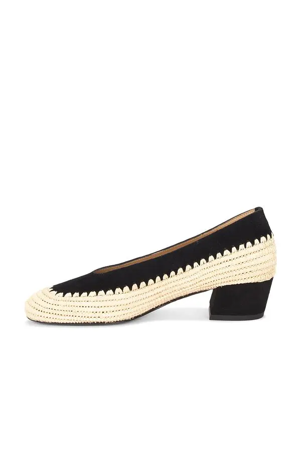 Gabriela Hearst Strength Pump - Black