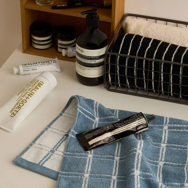 BAINA Ness Hand Towel