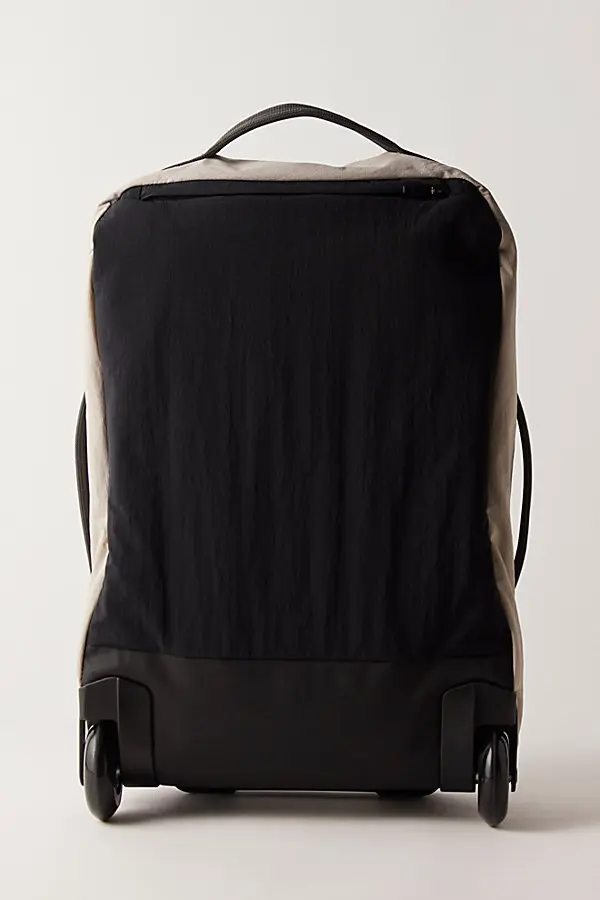 Bellroy Lite Carry-on Luggage