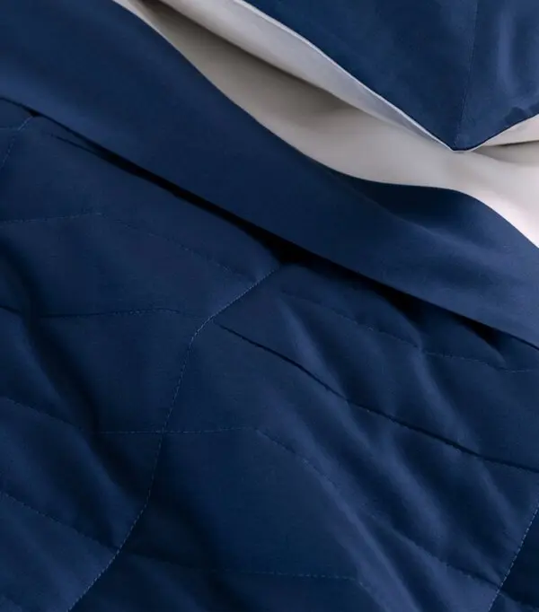 Frette Rectangular Light Bold Quilt