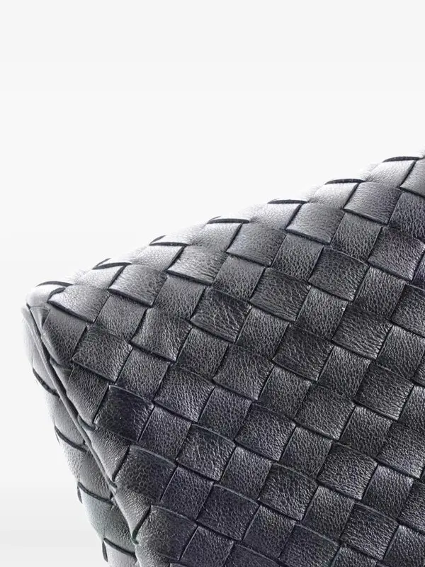 Bottega Veneta Soft Chain Vanity Case Intrecciato Leather Small Shoulder Bag