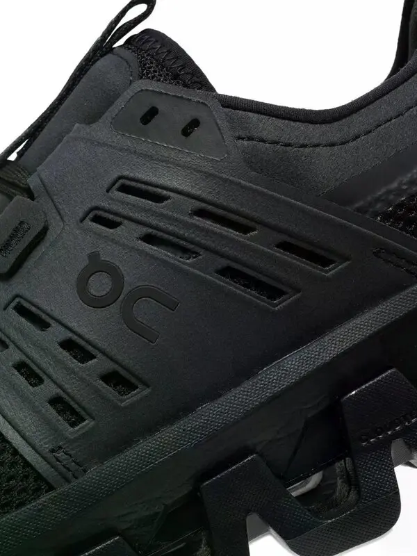 On Cloudswift Amp Sneakers - Black