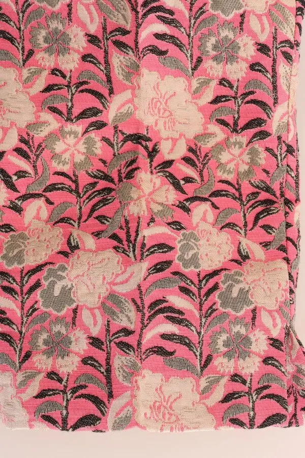 Dolce & Gabbana Floral Brocade Capri - Pink