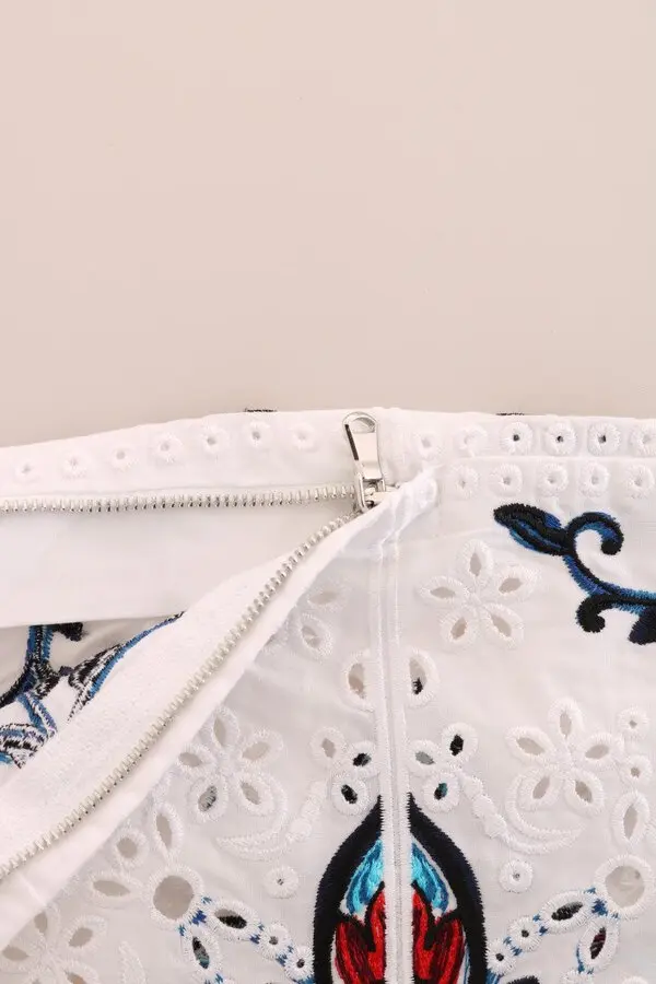 Dolce & Gabbana Majolica Embroidered Capri Pants