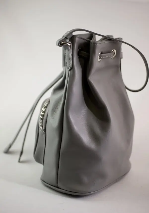 LA ROSE Leather Satchel - Blue