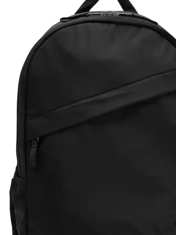 Vuori Logo-patch Zip-pocket Backpack