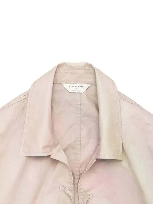 STILL BY HAND Tie-fastening Shirt Jacket