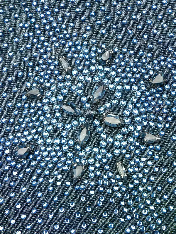 BIRTH OF ROYAL CHILD 20k Stellar Diamond Jeans