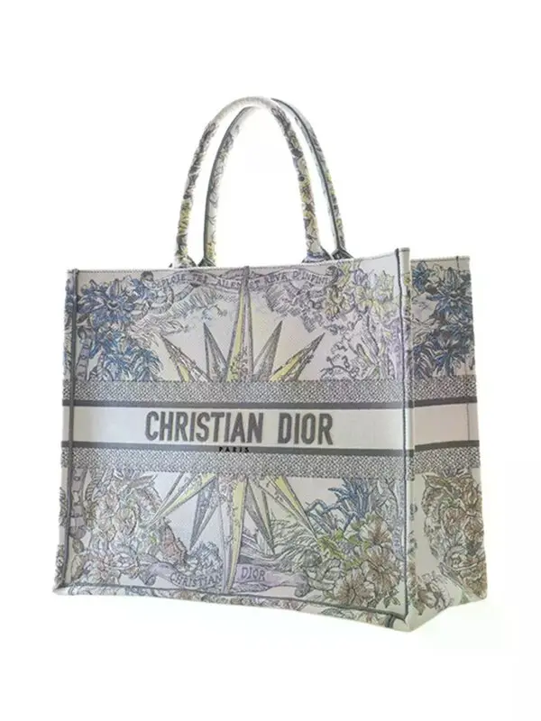 Dior 2022 Large Reve D Infini Book Tote Bag - White