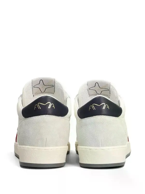 AMA-BRAND Star-patch Lace-up Sneakers
