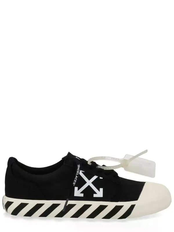 Off-White Arrows Diag-stripe Sneakers - Black