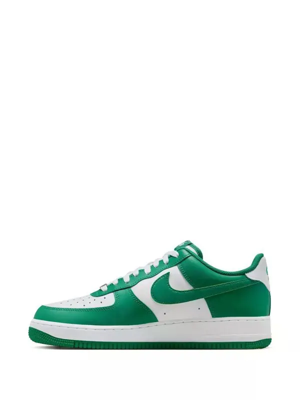 Nike Air Force 1 '07 Low Sneakers - Green