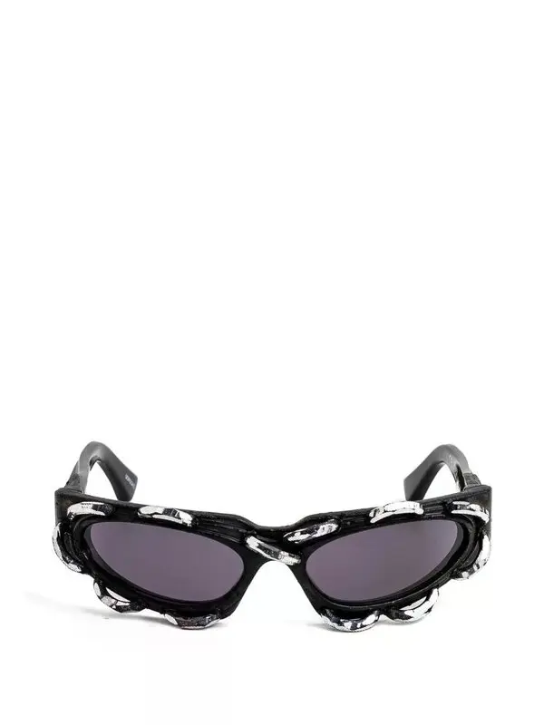 KUBORAUM Gorgone Cat-eye Frame Sunglasses - Black