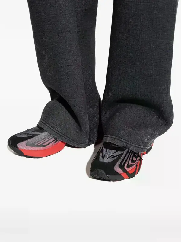 DIESEL® Wave Low-top Sneakers - Black