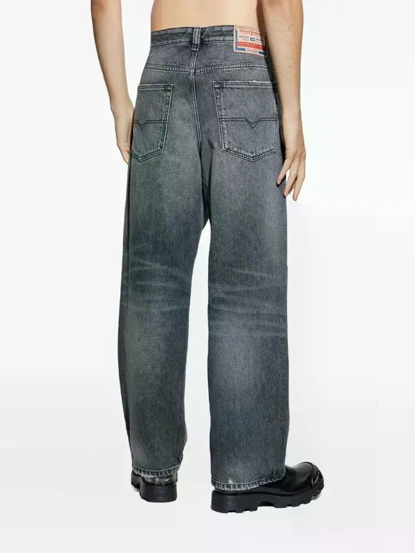 DIESEL® 2001 D-macro Jeans - Grey