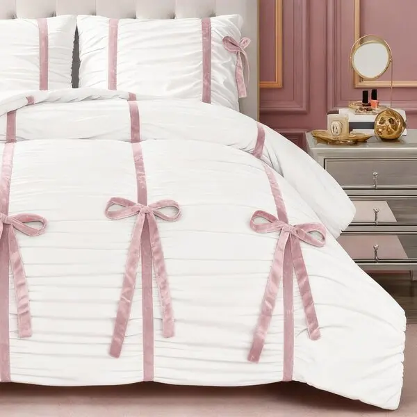 Juicy Couture Amelie Bows Ruched Comforter Set - White
