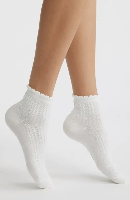 STEMS Scallop Cuff Pointelle Quarter Socks - Ivory