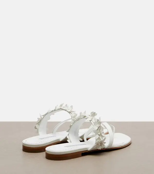 Manolo Blahnik Fiosa Appliqué Leather Thong Sandals - White