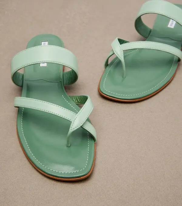 Manolo Blahnik Susa Leather Sandals - Green