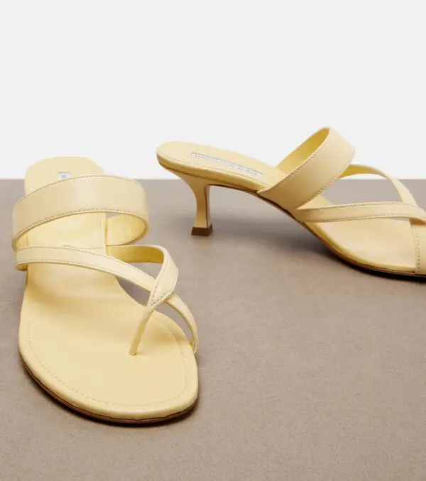 Manolo Blahnik Susa Leather Thong Sandals - Yellow