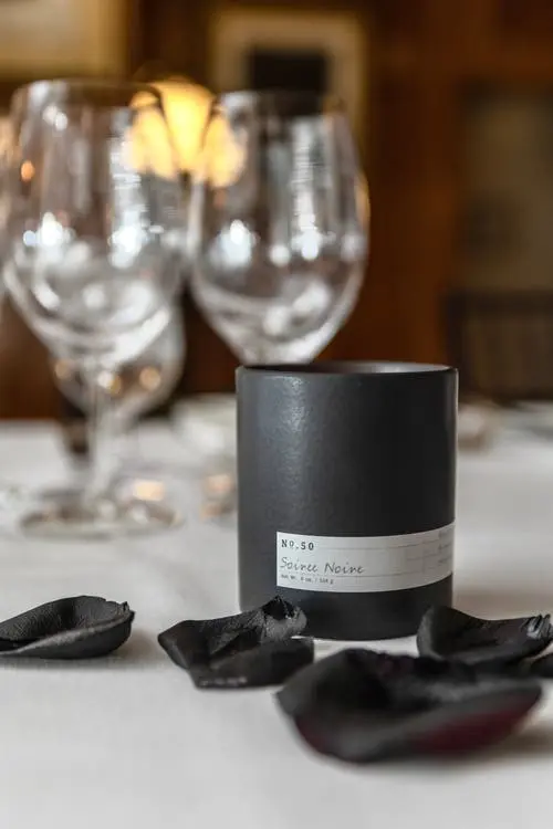 AERANGIS No. 50 Soiree Noire Scented Candle