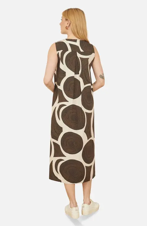 YUMI Sleeveless V-neck Midi Dress