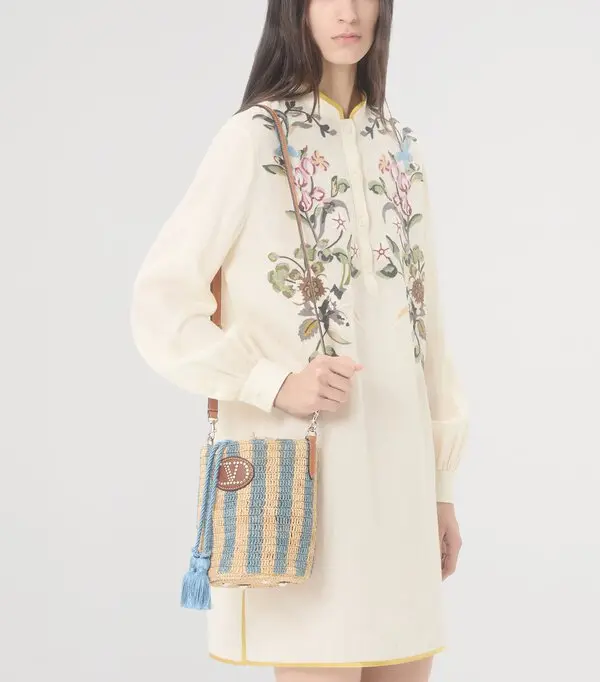 Valentino Garavani Straw Vlogo Signature Bucket Bag - Blue