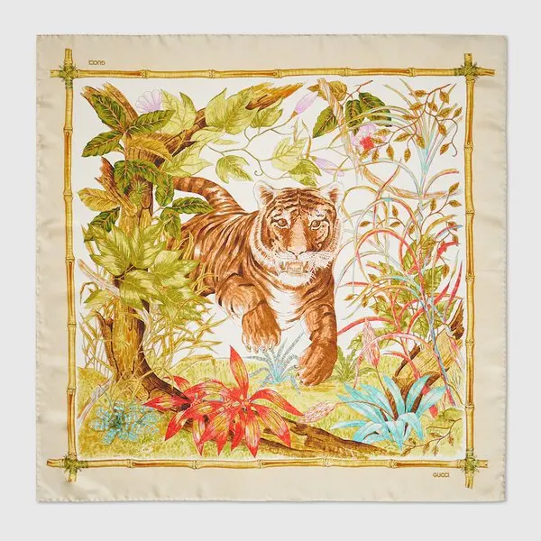 Gucci Il Gattino" Printed Silk Carré Silk - White
