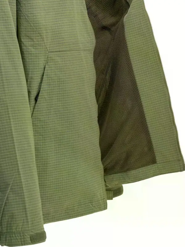GOLDWIN Grid-pattern High-neck Windbreaker