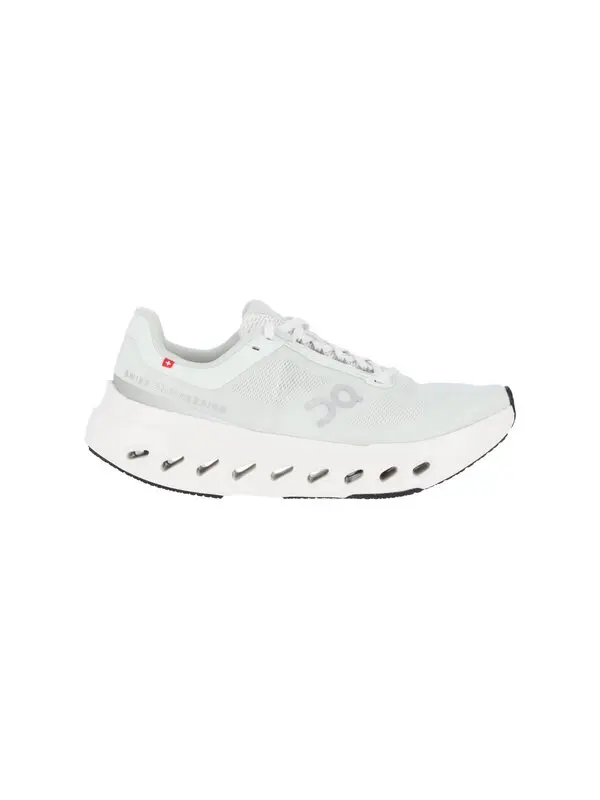 On Sneakers "cloudsurfer Next - White