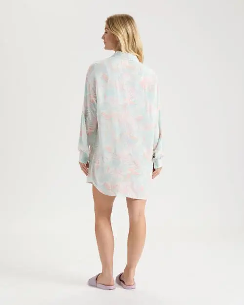 SALT LIFE Canopy Long Line Shirt