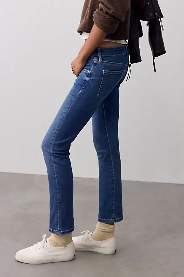 Free People We The Free Paloma Low-rise Cigarette Jeans - Indigo