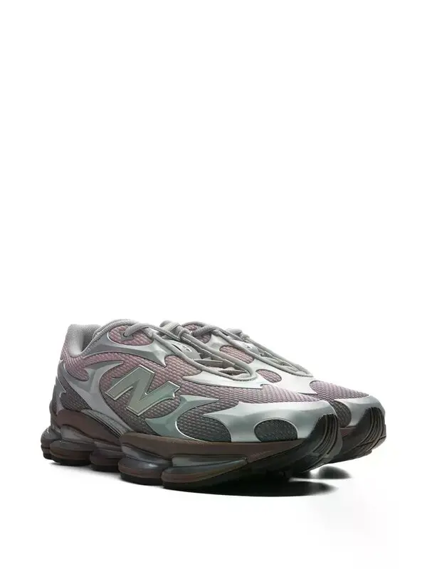 NEW BALANCE Abzorb 2000 Metallic-effect Sneakers - Pink