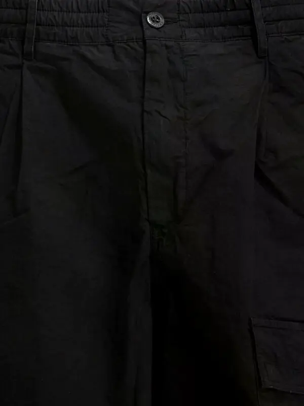 C.P. COMPANY Lens-detail Cargo Shorts - Black