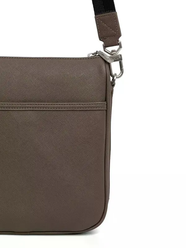 Guess Logo-plaque Zip Messenger Bag
