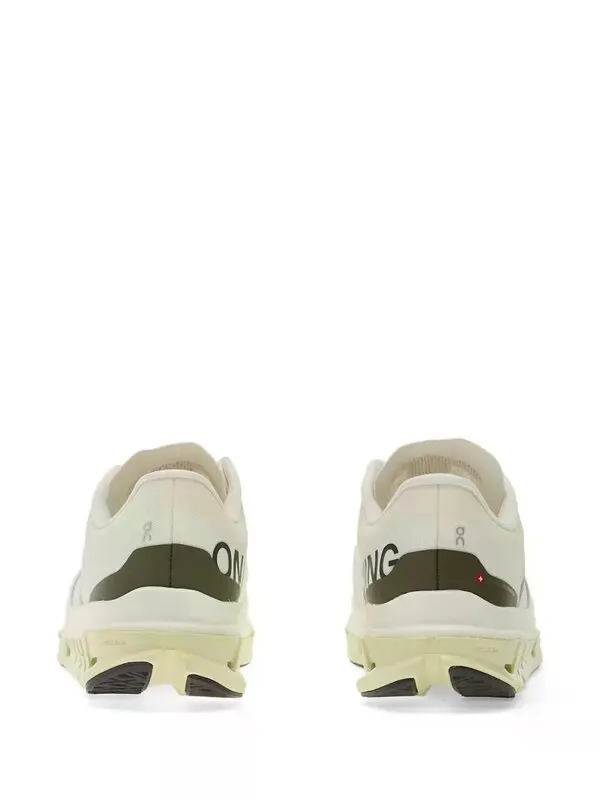 On M Cloudflow 5 Sneakers - Neutrals