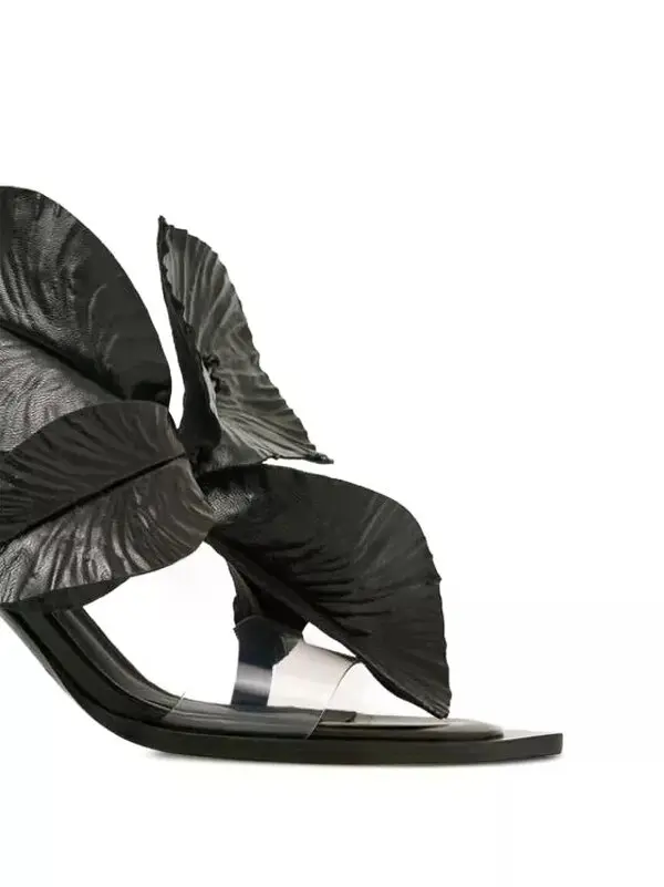 VANDA NOVAK Daisy Leaf-detail Sandals