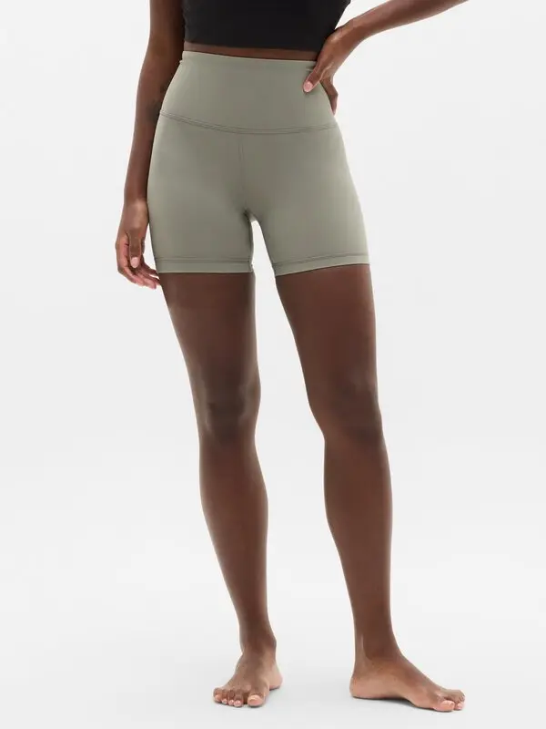 Athleta Elation Ultra High Rise 5" Short - Willow