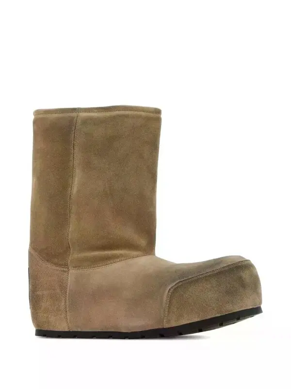 Balenciaga Dumbo Suede Boots - Neutrals