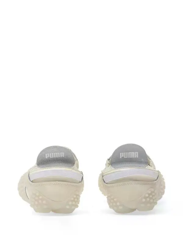 PUMA Mostro Move Venus Sneakers - Neutrals