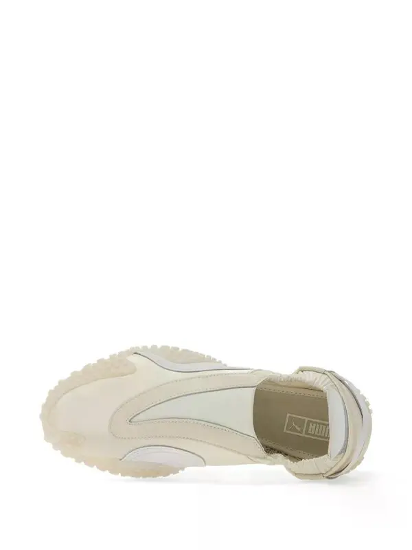 PUMA Mostro Move Venus Sneakers - Neutrals