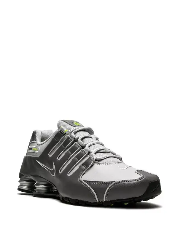 Nike Shox Nz Sneakers - Grey